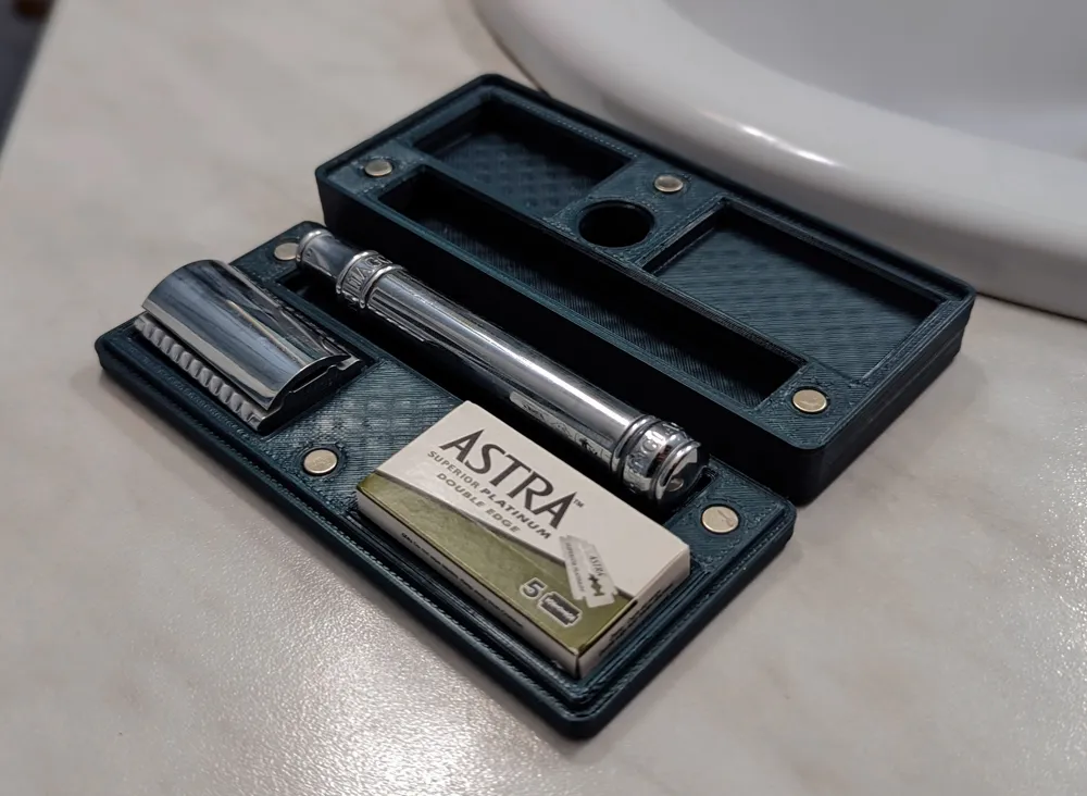 Safety razor travel case with built-in stand by Jordi - MakerWorld