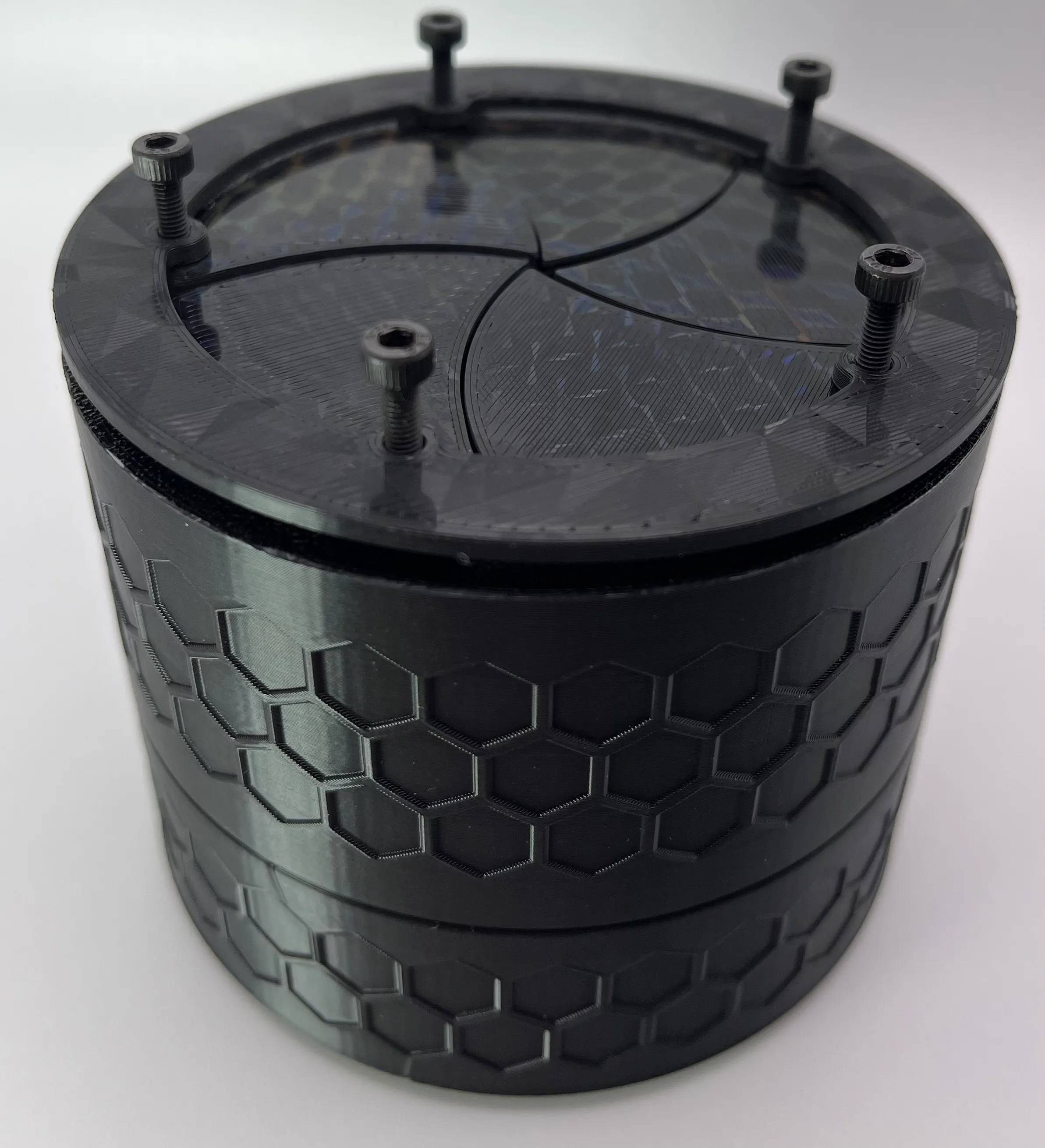 Twist Open Iris Storage Box - Free 3D Print Model - MakerWorld