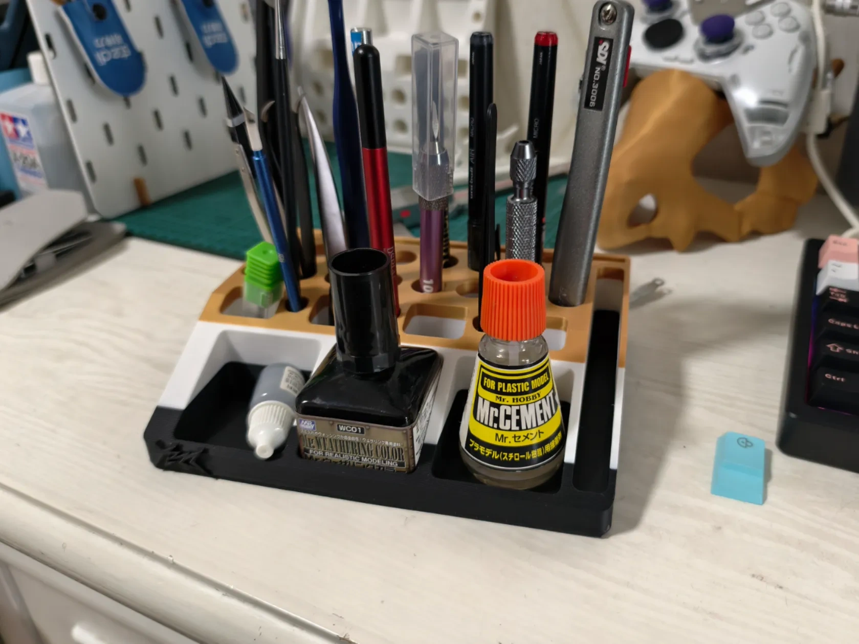 Model Making Tool Storage Rack by yeziyezz - MakerWorld