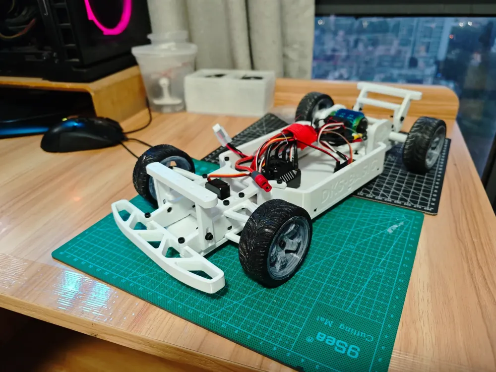 RC Dodge Challenger Remixed by xiao772677 MakerWorld: Download Free 3D ...