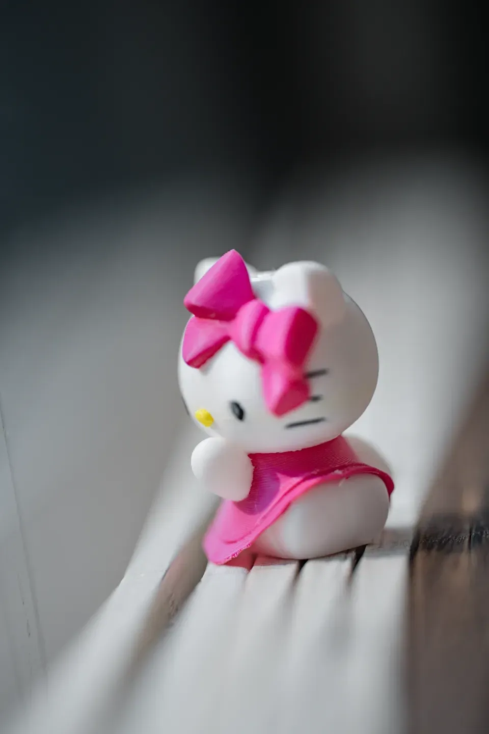 Hello Kitty Sitting Pose by AtamiSquare MakerWorld: Download Free 3D Models