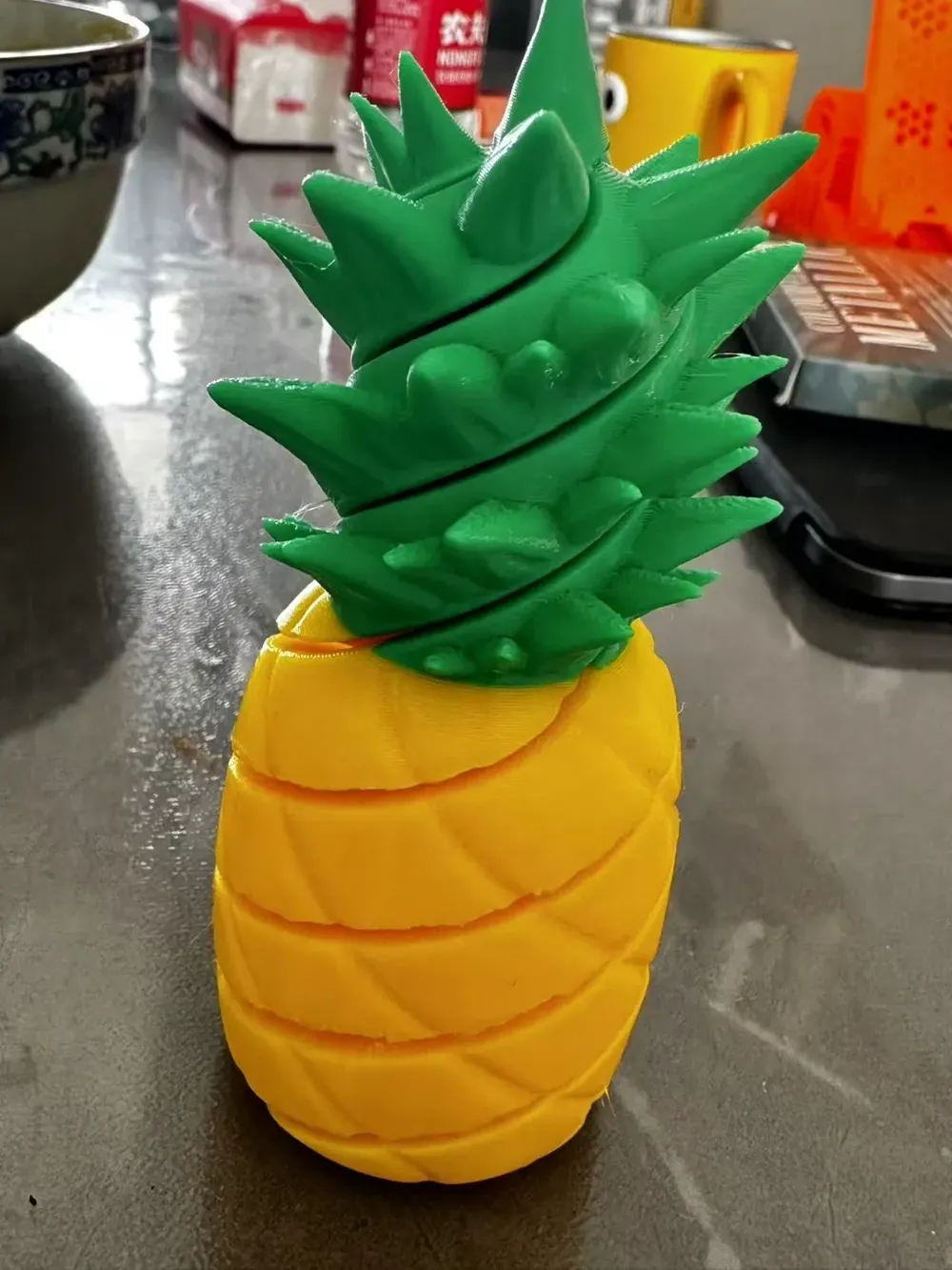 Spinning Pineapple by user_2983705781 MakerWorld: Download Free 3D Models