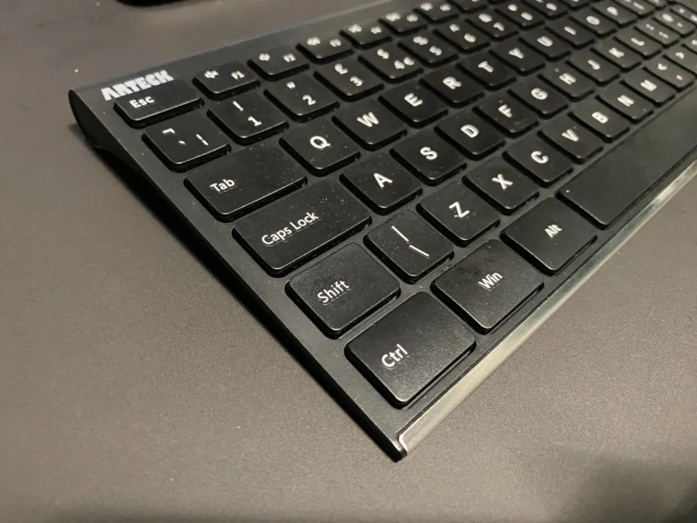 Keyboard Slide Bracket Storage - Free 3D Print Model - MakerWorld