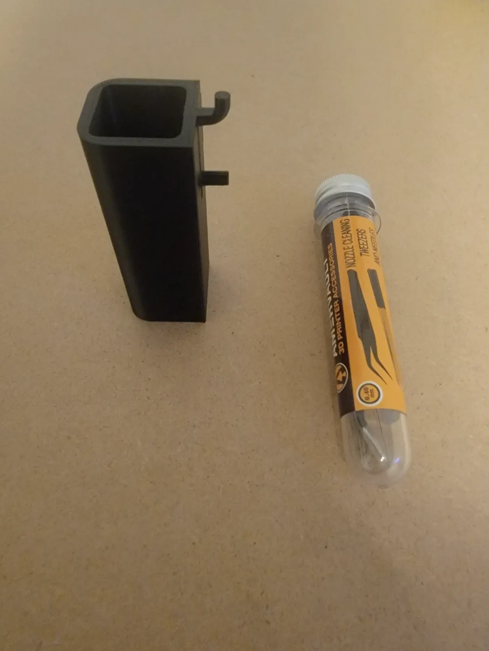 peg board Hot end cleaning kit holder by RUKUS MakerWorld: Download ...