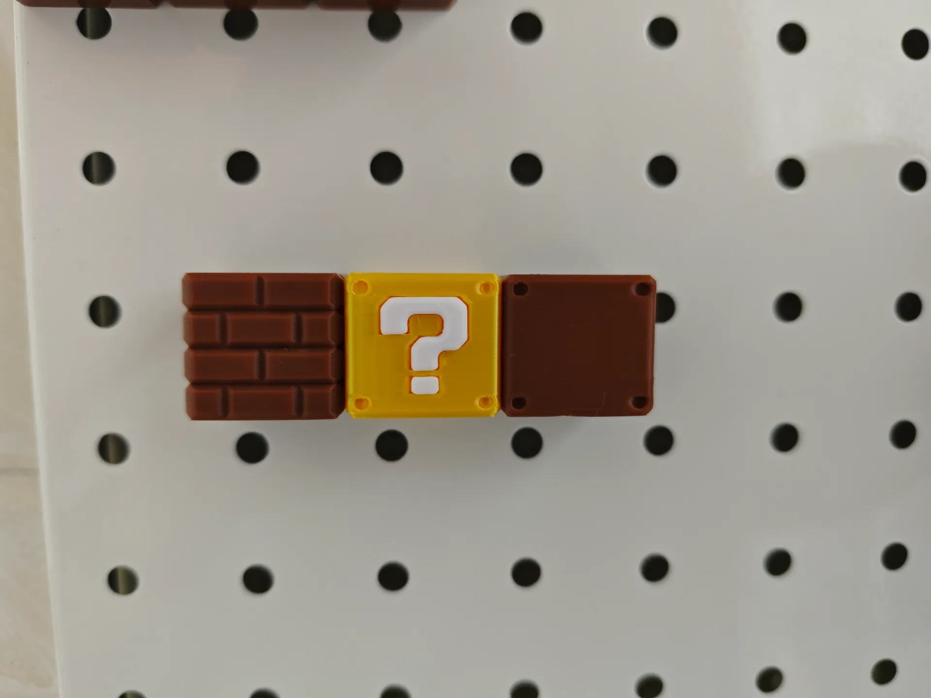 Mario Block Magnets by 三七21 MakerWorld: Download Free 3D Models