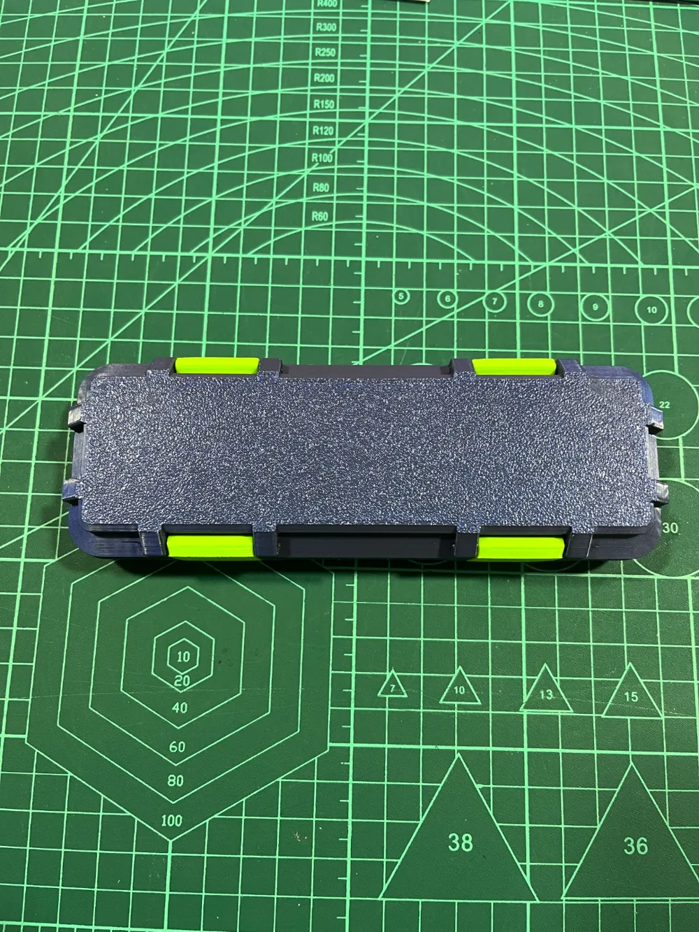 Scalpel case Remixed by Belneves - MakerWorld