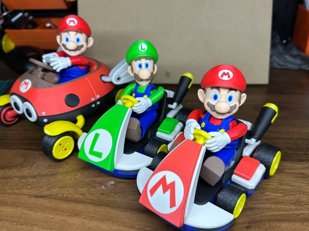 Mario and Luigi Sitting Poses, Compatible with Mario Kart 8 Carts ...