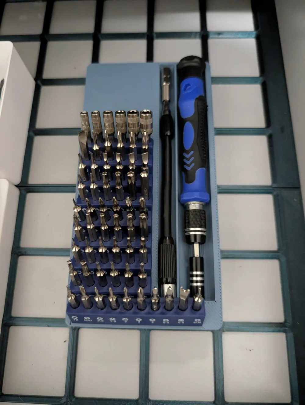 Gridfinity | Screwdriver bit set (Xool) by check3d - MakerWorld