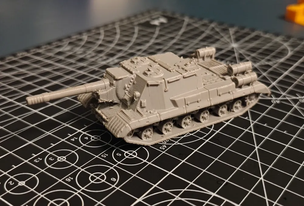 1/72 scale World War II Soviet ISU-152 self-propelled anti-tank gun by ...