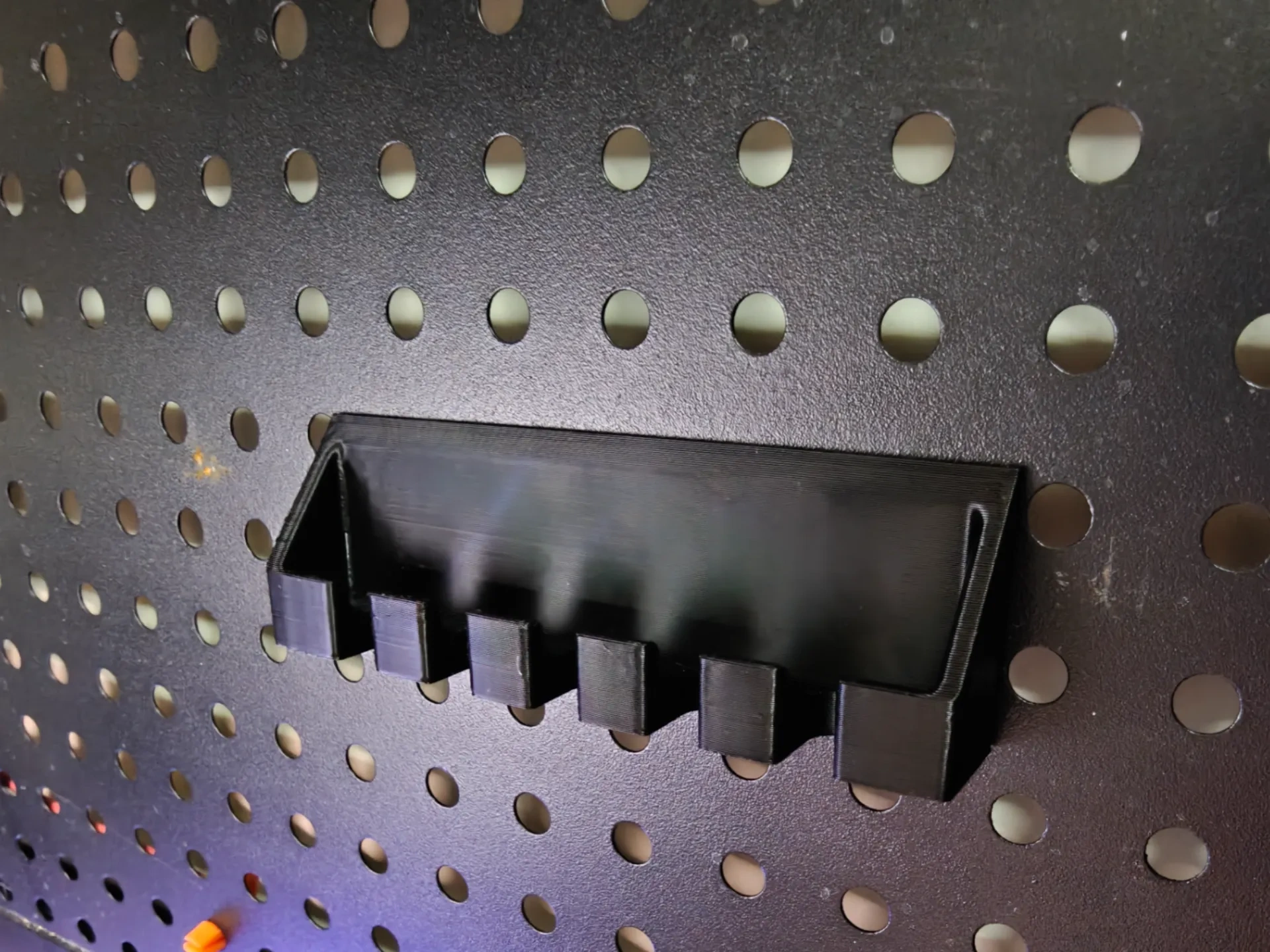 6mm Pegboard USB Cable Organizer by user_3742542890 - MakerWorld
