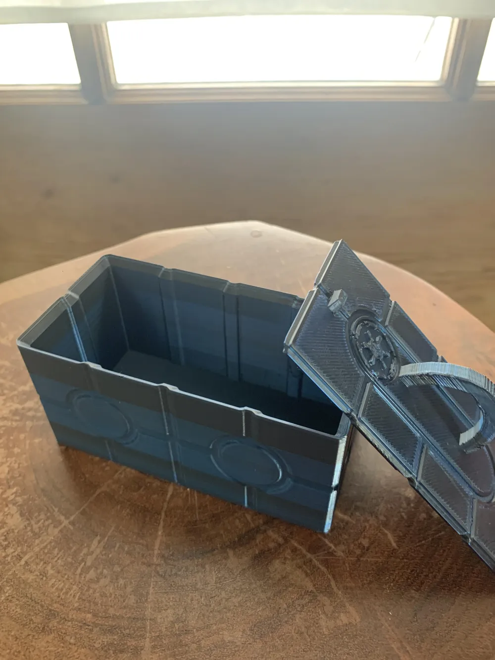 Star Wars box with handle Remixed by Bobojeff7 - MakerWorld