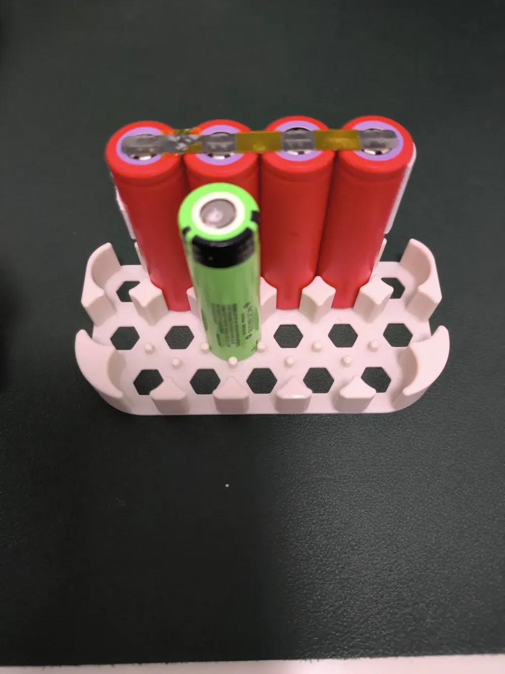 18650 Lithium Battery Array Holder by ST_GHOST - MakerWorld