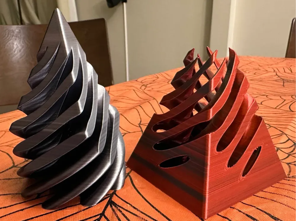 pyramid spinny thing Remixed by blankvr - MakerWorld