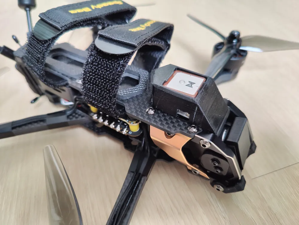 SpeedyBee Mario 5 Walksnail GPS an Vifly GPS-Mate by oneilshp - MakerWorld