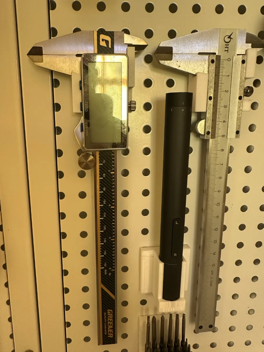 Green Forest Electronics High-Precision Vernier Caliper Pegboard Stand ...