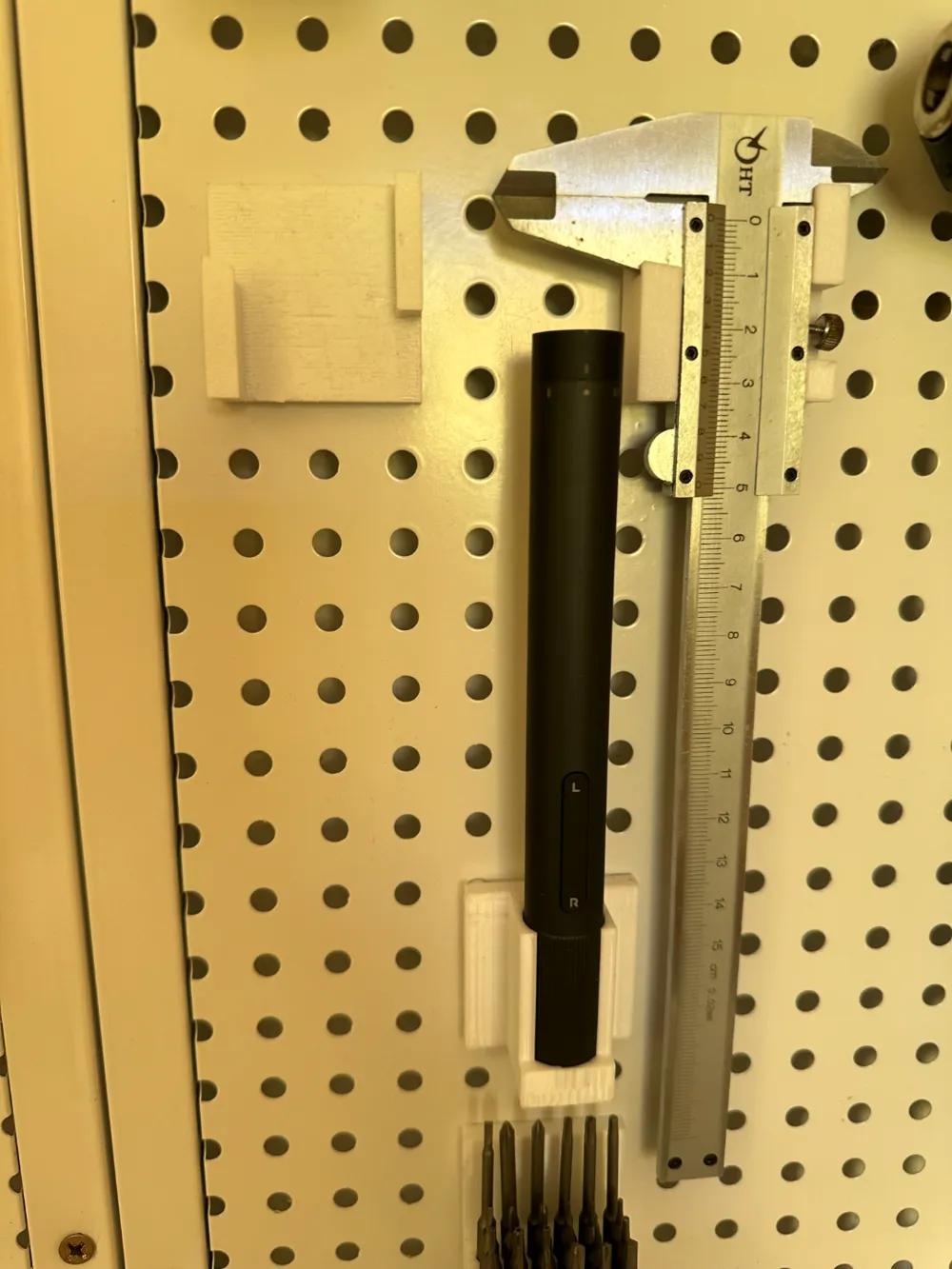 Green Forest Electronics High-Precision Vernier Caliper Pegboard Stand ...