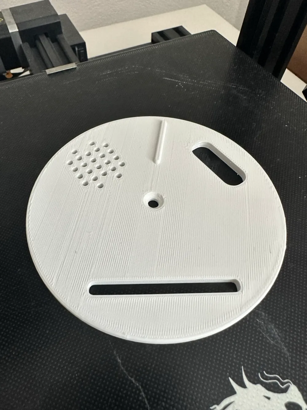 Circular beehive entrance - Free 3D Print Model - MakerWorld