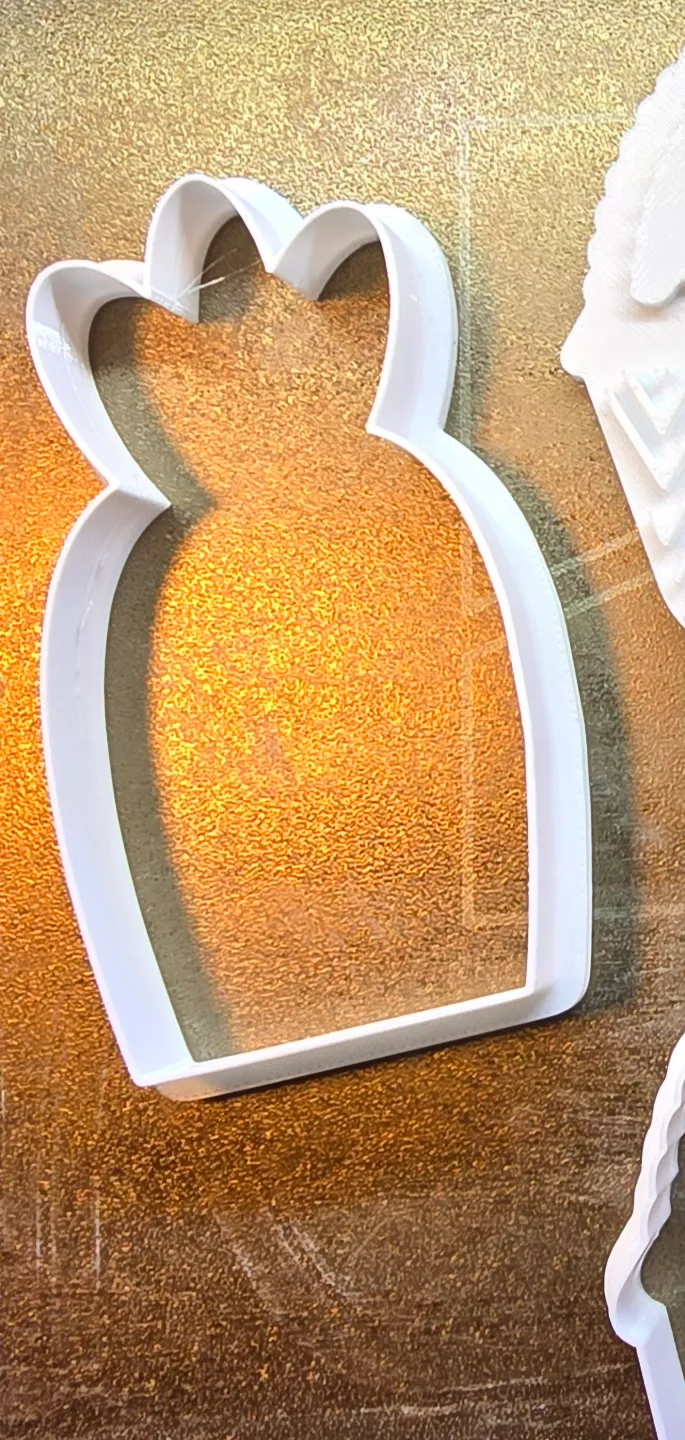 Easter Bunny Carrot House Cookie Cutter - Free 3D Print Model - MakerWorld