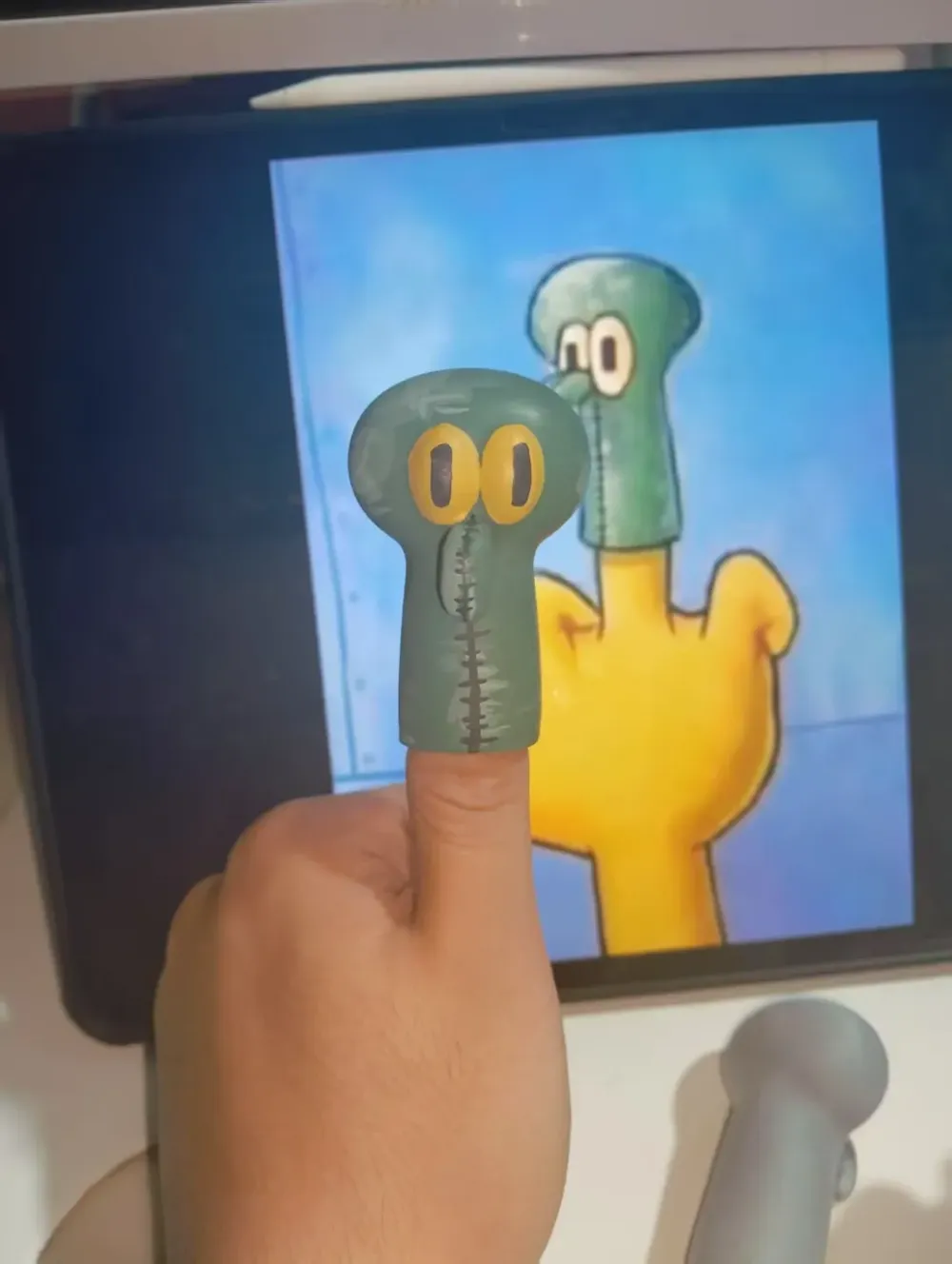 SpongeBob and Squidward Finger Puppets by ZAxis - MakerWorld