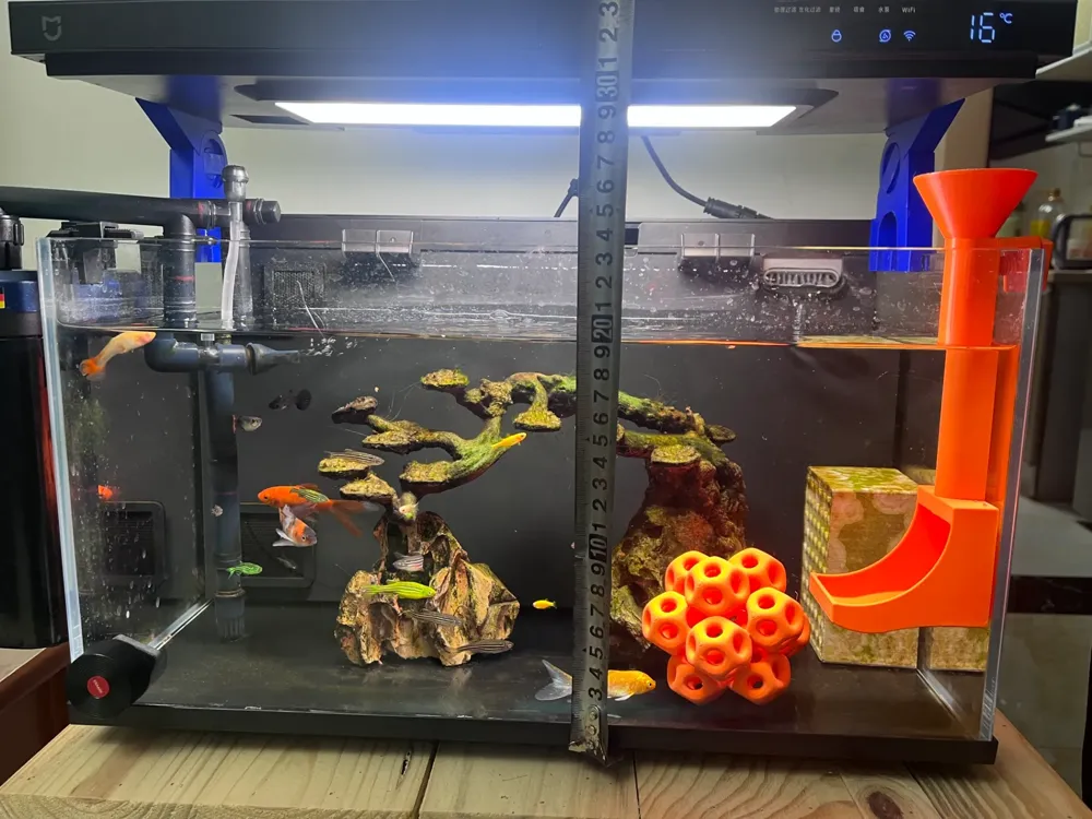 Fish Tank Auto Feeder (Compatible with glass up to 12MM thick) by Mr ...