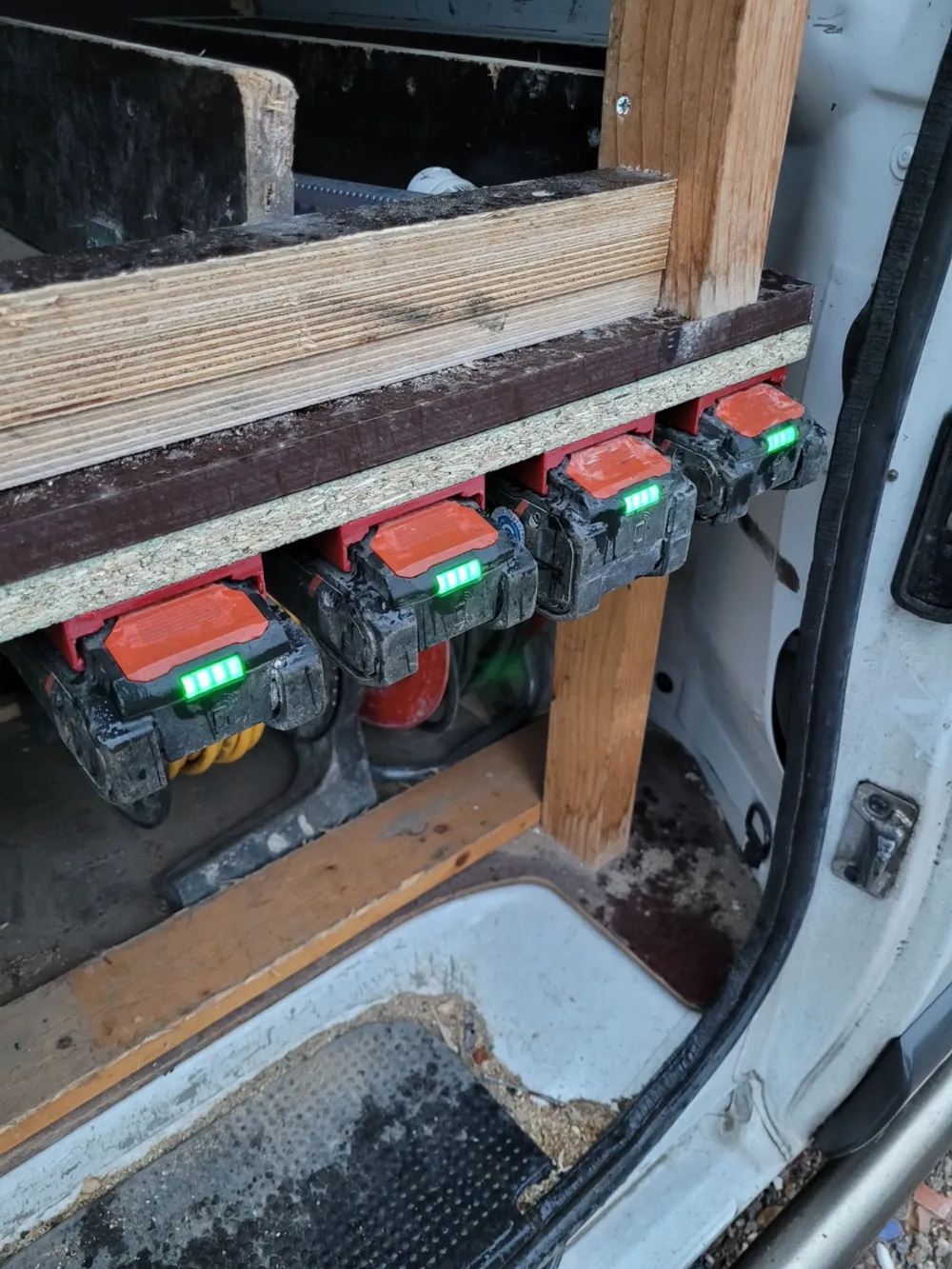 Hilti battery Holder by Houseoftheants - MakerWorld