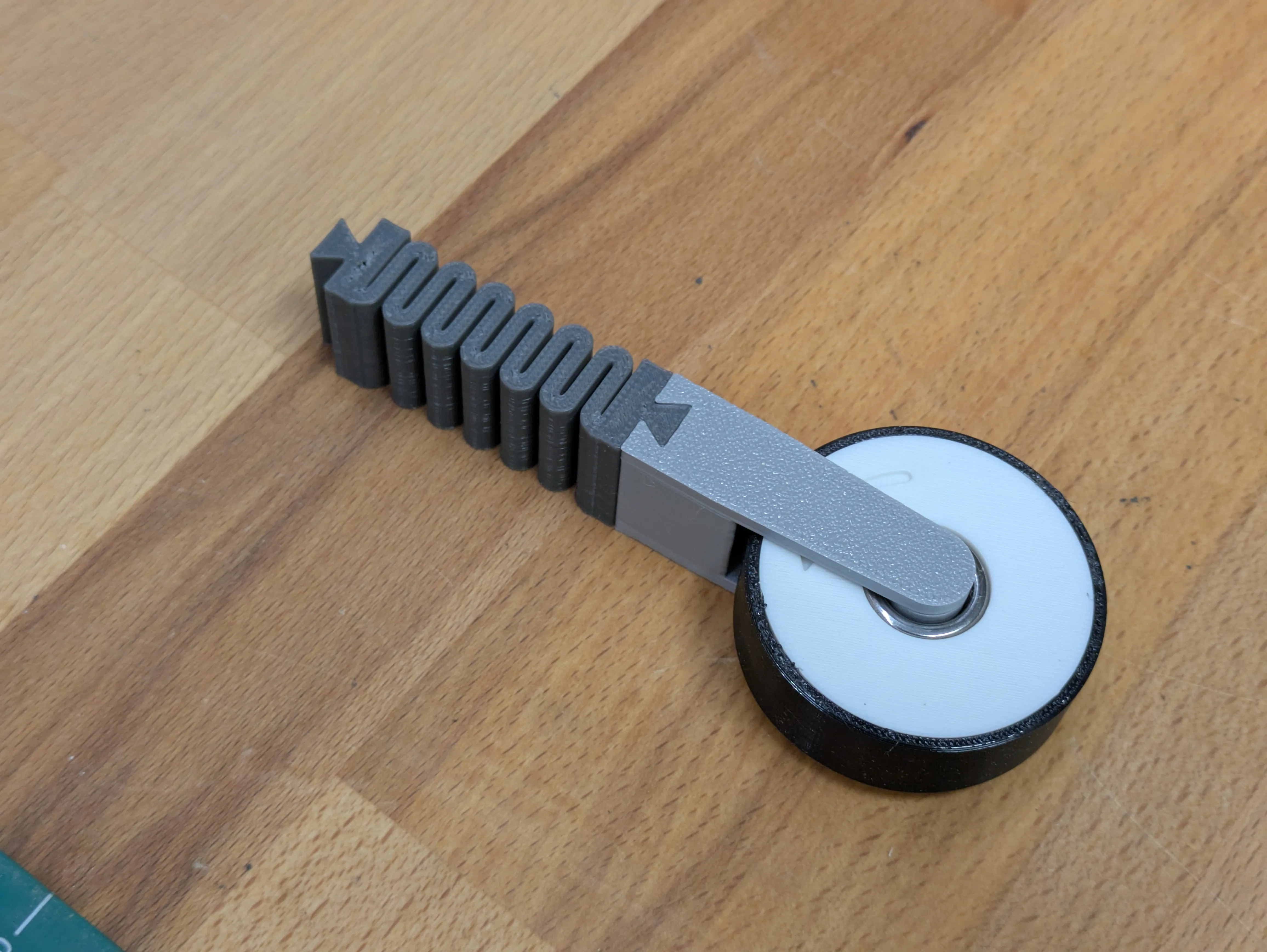 One-way Roller Guide for Table Saw & Router Table by Claymuh MakerWorld ...