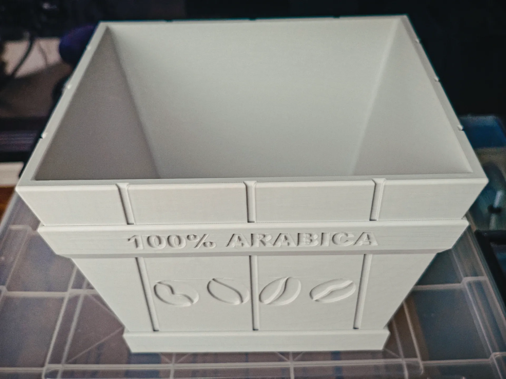 Massive Retro Storage Box by AtamiSquare - MakerWorld