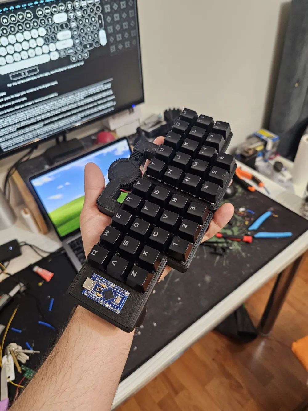 Ortholinear Split Keyboard - 36 keys by Yigit Emecen - MakerWorld