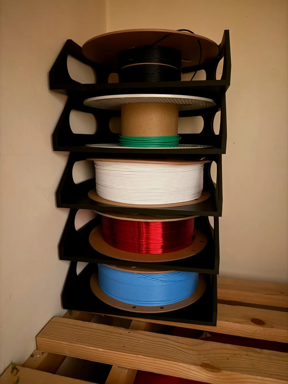 Filament horizontal rack stackable by Creedd MakerWorld: Download Free ...