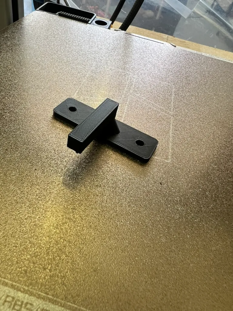 Lamp stem support for battery by loris003 - MakerWorld
