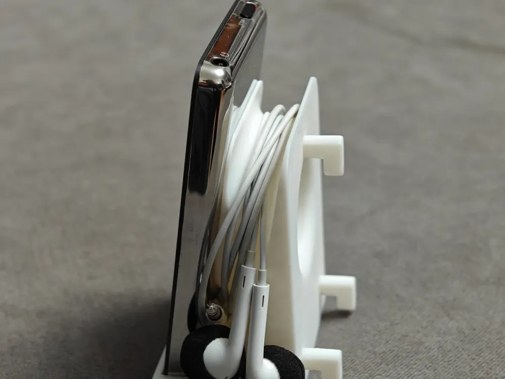 iPod classic dock and pegboard holder by Dog's Diary - MakerWorld