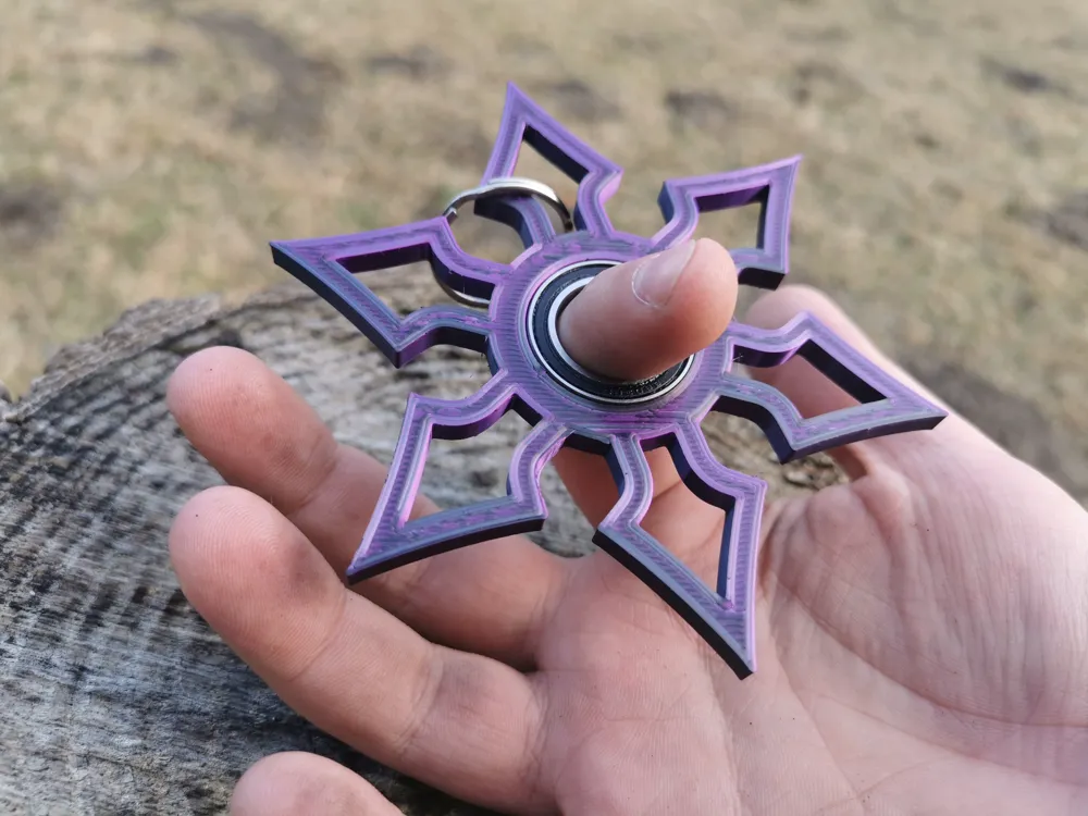 Star Shuriken Keychain by ProjektDruk3D MakerWorld: Download Free 3D Models