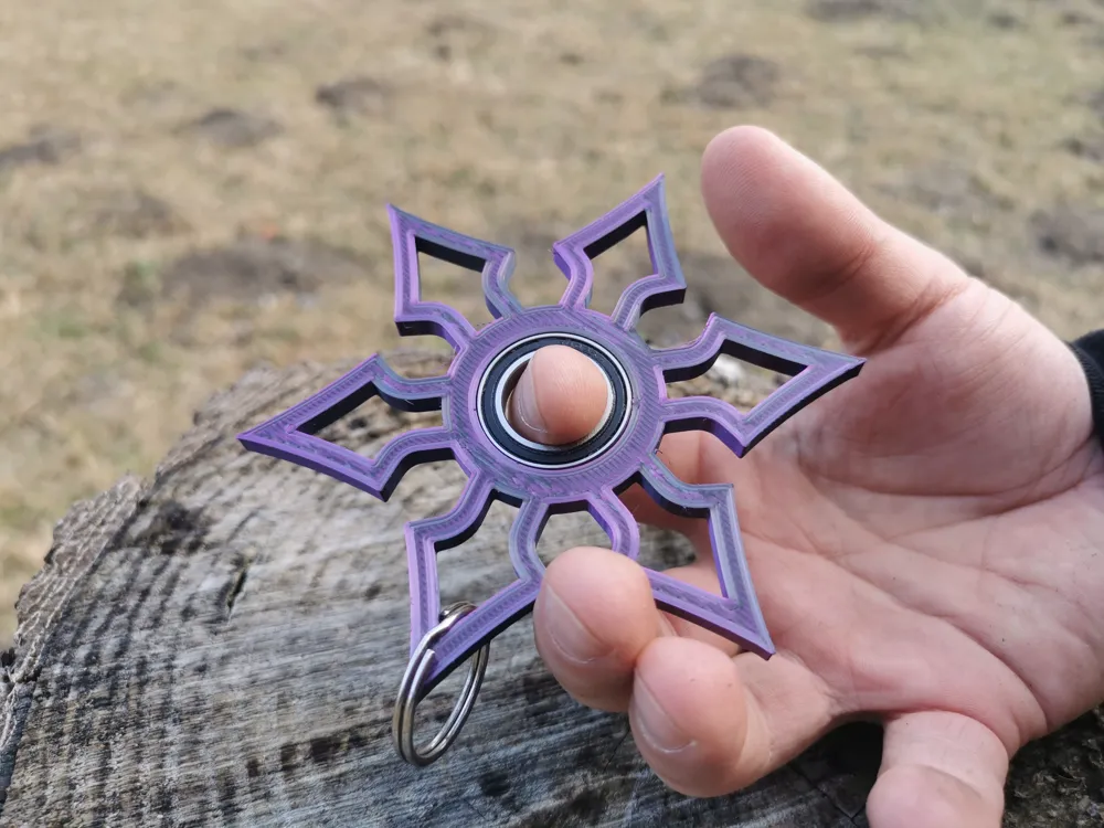 Star Shuriken Keychain by ProjektDruk3D MakerWorld: Download Free 3D Models