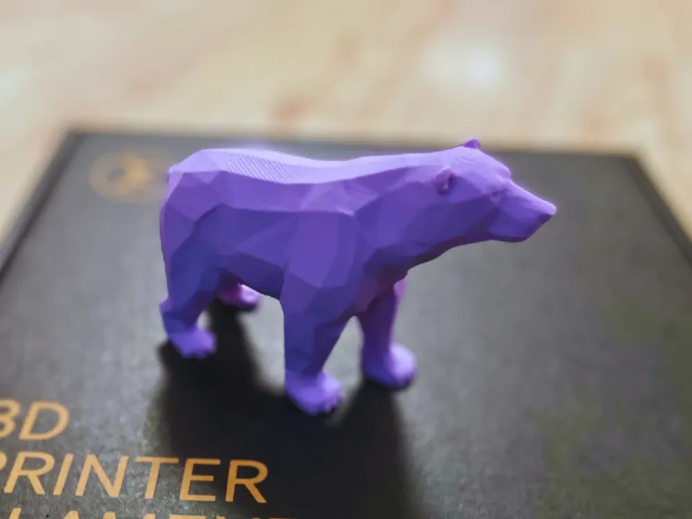 Low-poly polar bear art sculpture model, cute low-poly design by user ...