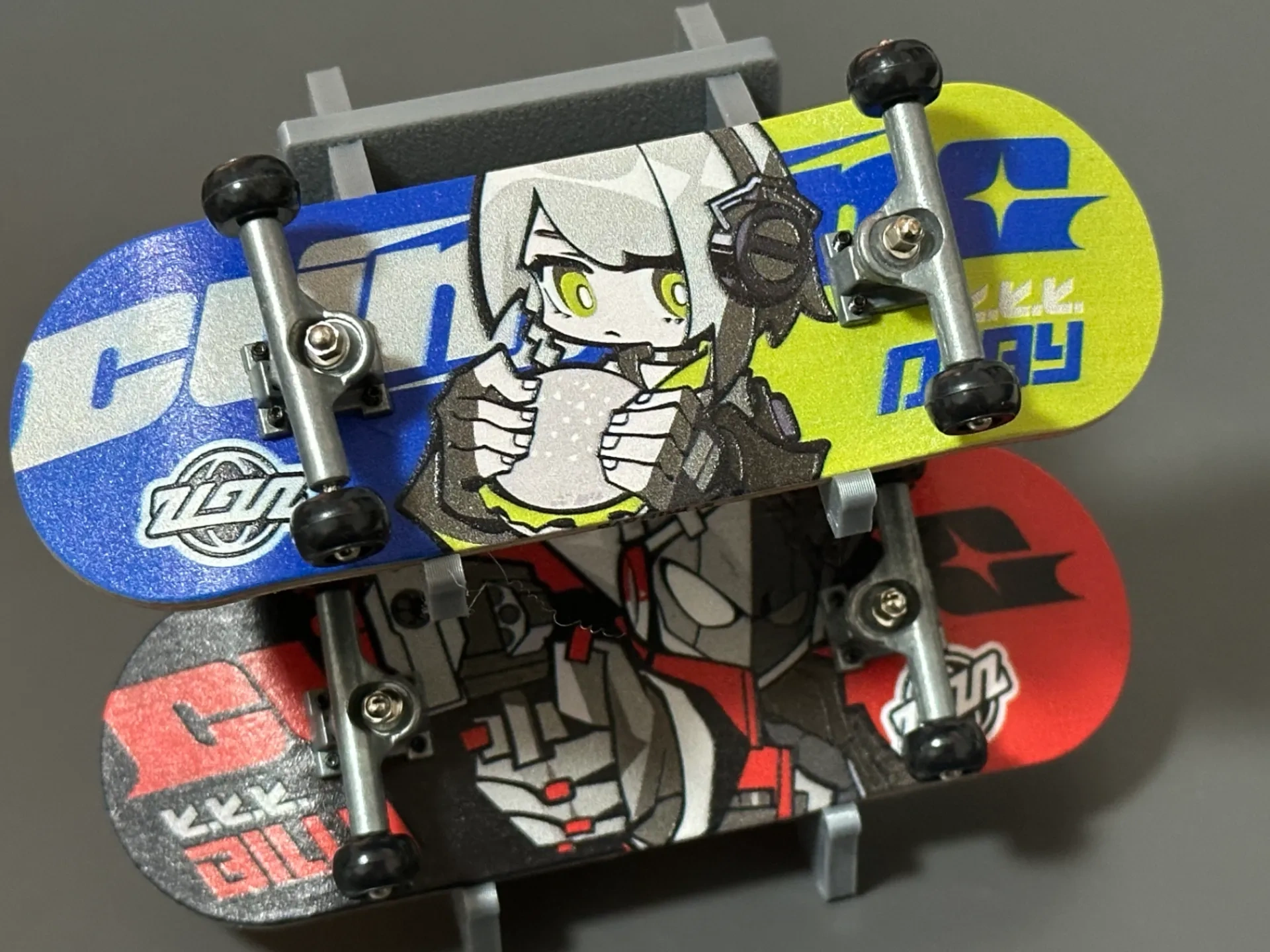 Stackable Fingerboard Display Stand by Yinz - MakerWorld