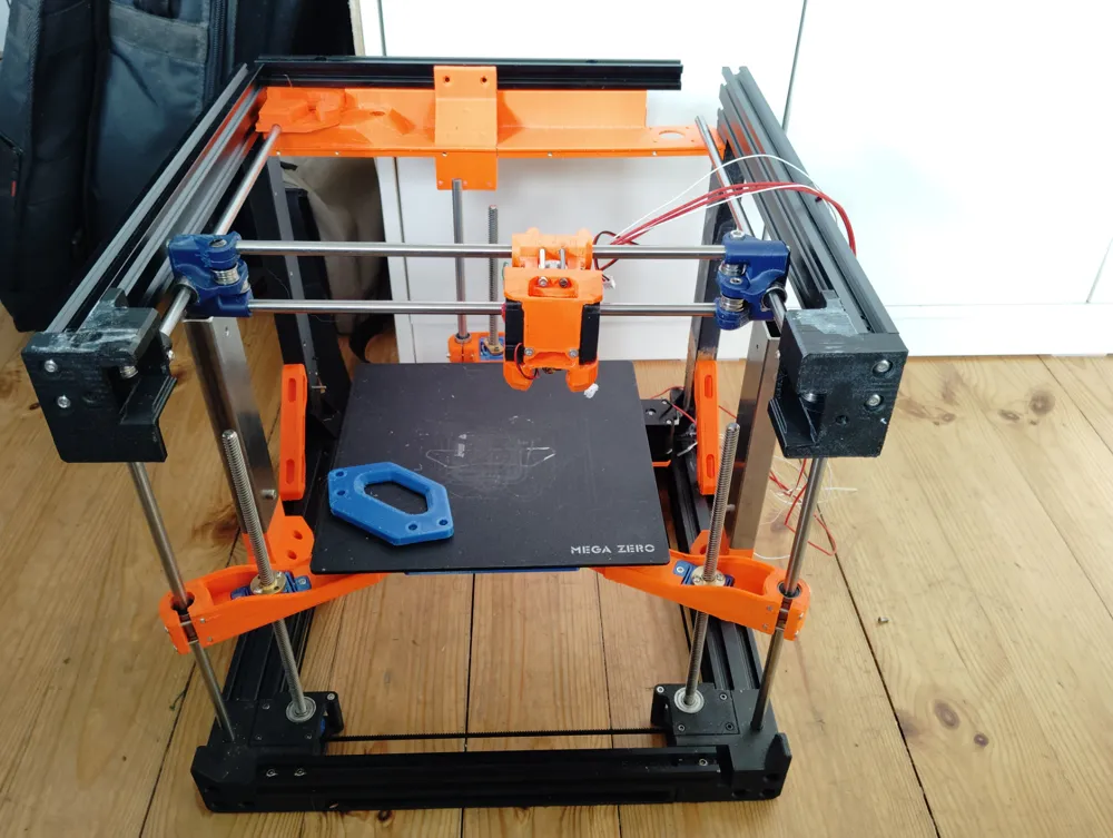 Ender 3 v2 8mm Z-axis upgrade and enhanced frame by hexacontaphilie ...