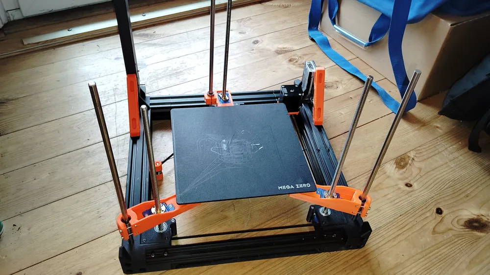Ender 3 v2 8mm Z-axis upgrade and enhanced frame by hexacontaphilie ...