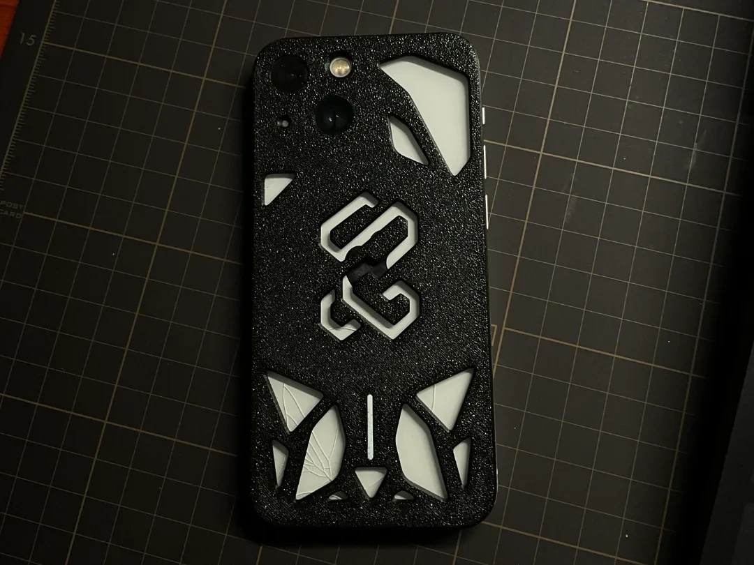 iPhone 13 mini MagSafe Back Panel -镂空版 by vose - MakerWorld
