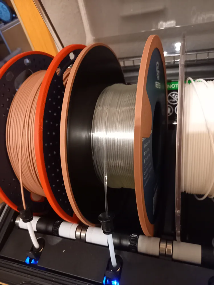 Adapter ring for GeeeTech spools & RFID chip holder by Wildi27 ...