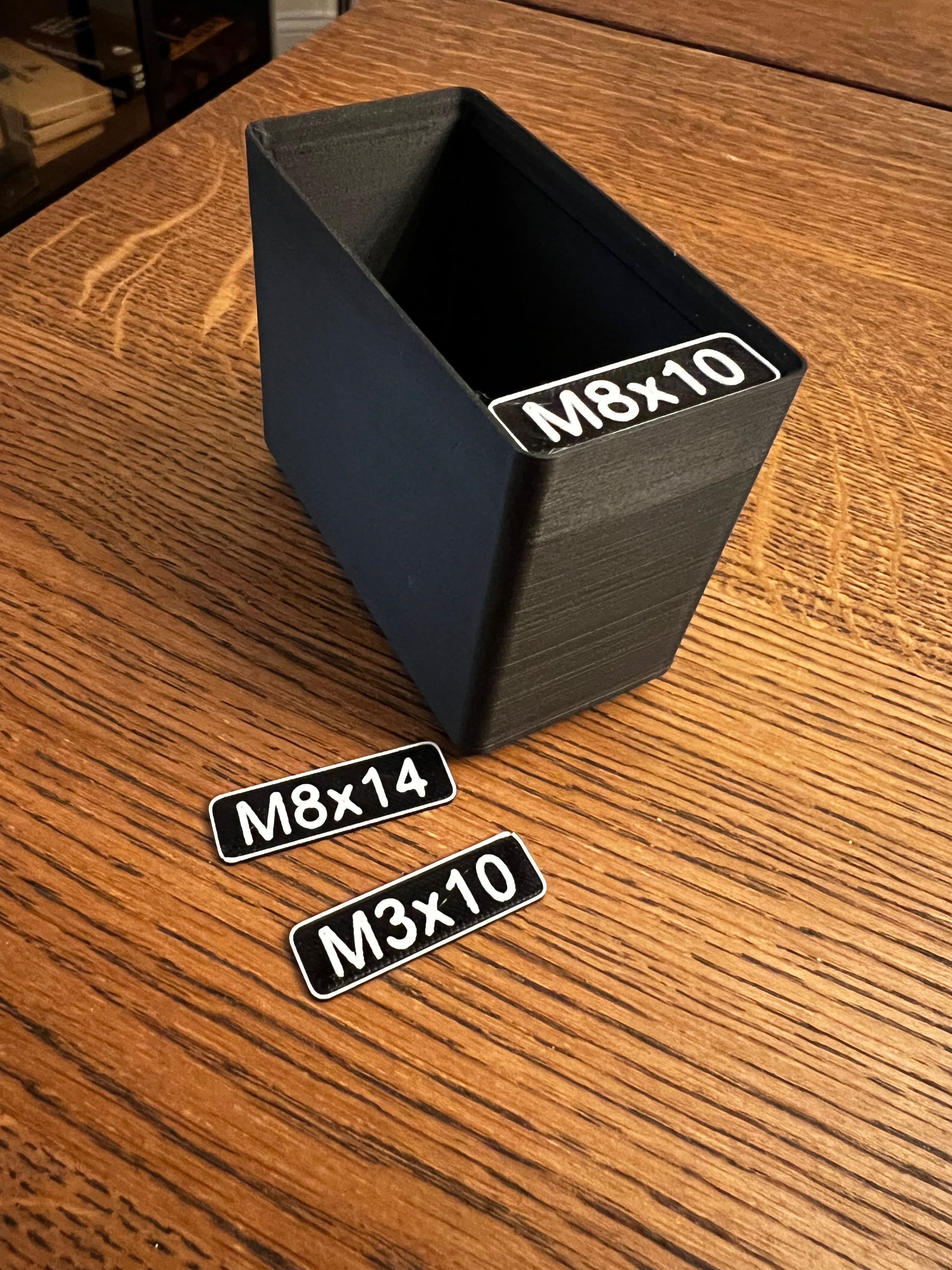Gridfinity labels for metric bolts by user_29903355 - MakerWorld