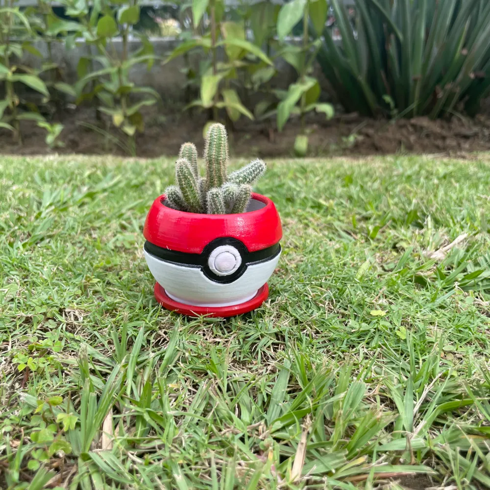 Pokemon Pokeball Planter, pot plant by Noob3DLabMakerWorld: Download ...