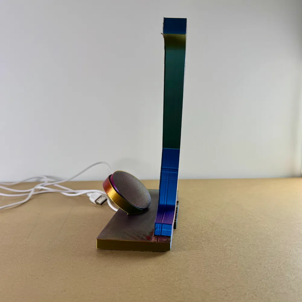 Bambu Lab Kit 001 - Louis Vuitton Table Lamp by ExtrudeXFrance - MakerWorld