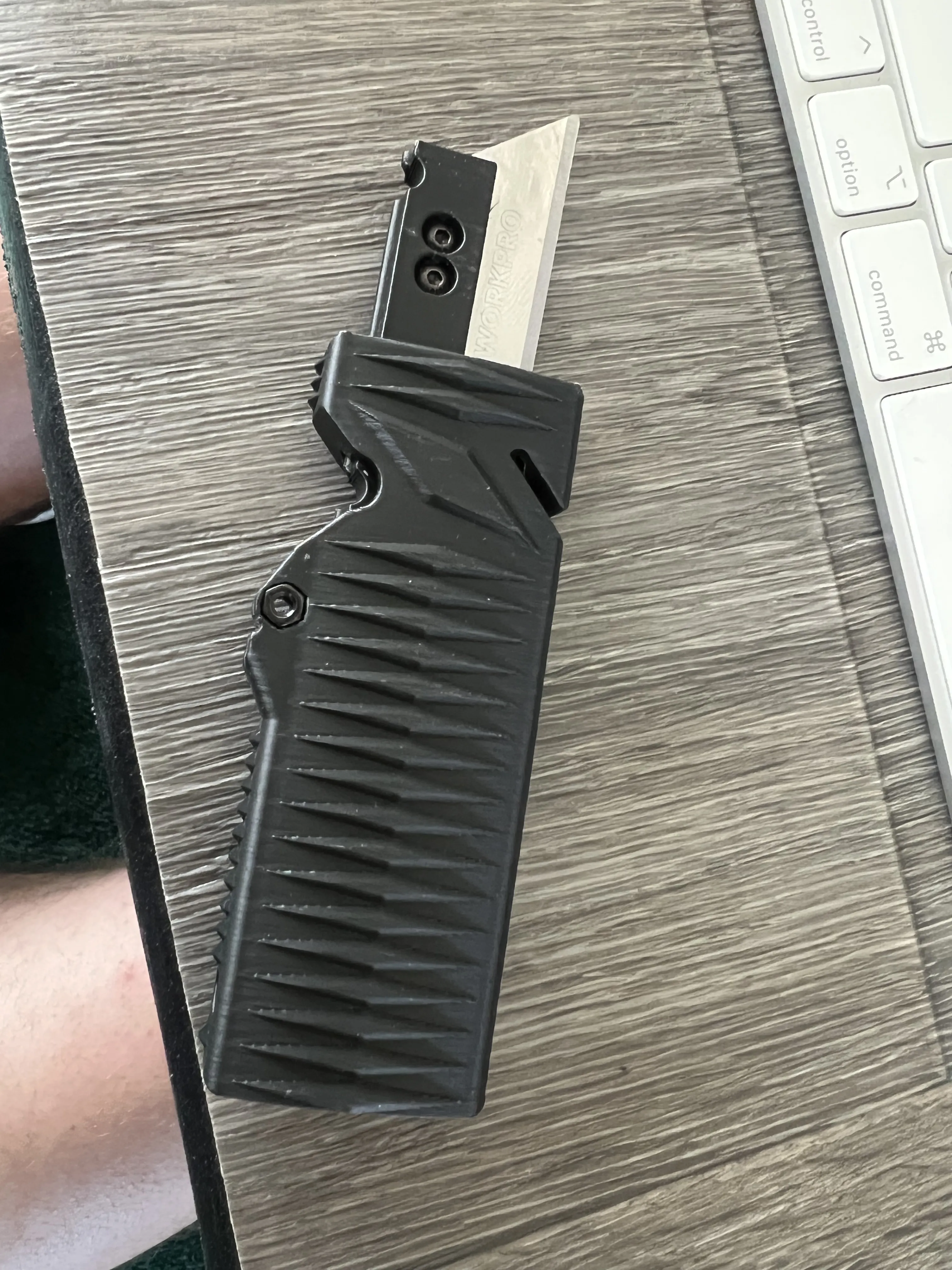 Jetsam - OTF Gravity Knife / Triangle Texture! by XNVM - MakerWorld
