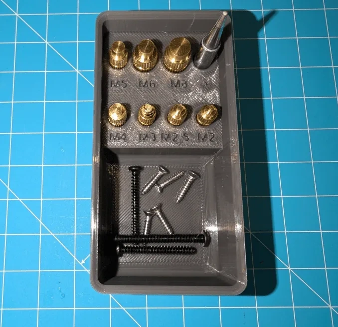 Magnetically-bottomed hot melt nozzle storage box by CTRLMakerWorld ...