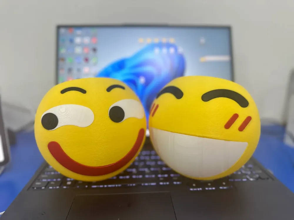 Smiling Face Container/Desktop Trash Can by user_1984978467 - MakerWorld