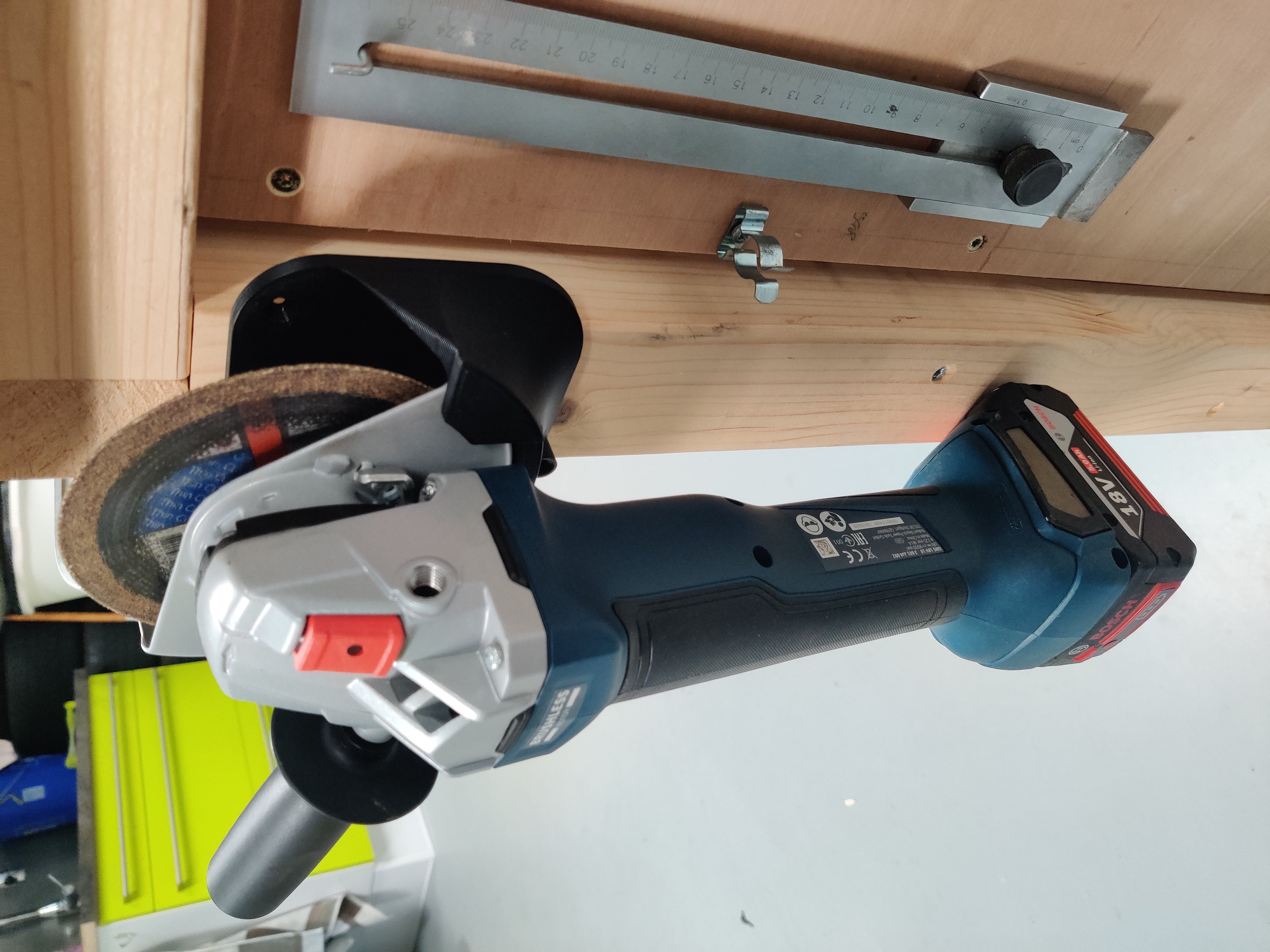 Angle grinder holder by Digitzia_novaxe - MakerWorld
