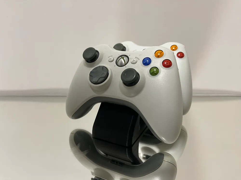 Xbox 360 Dual-Stand Controller Remixed by Fregan Harik - MakerWorld
