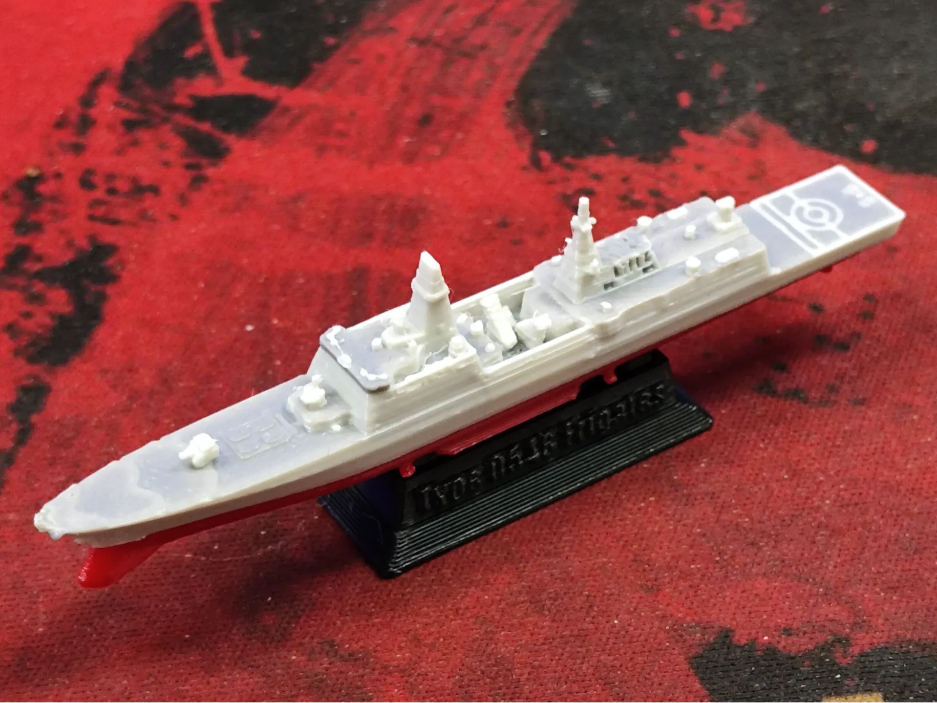 Fragata tipo 054B Luoyang 1:2000 por redghost13 - MakerWorld