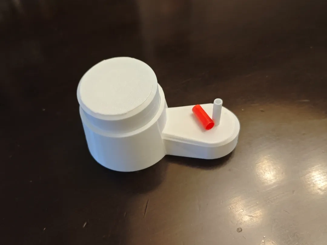 502 glue bottle cap launcher can fly very high, and water can be added ...