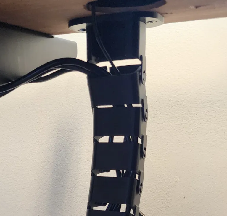 Drag chain Cable Organizer For Monitor Risers - Free 3D Print Model ...